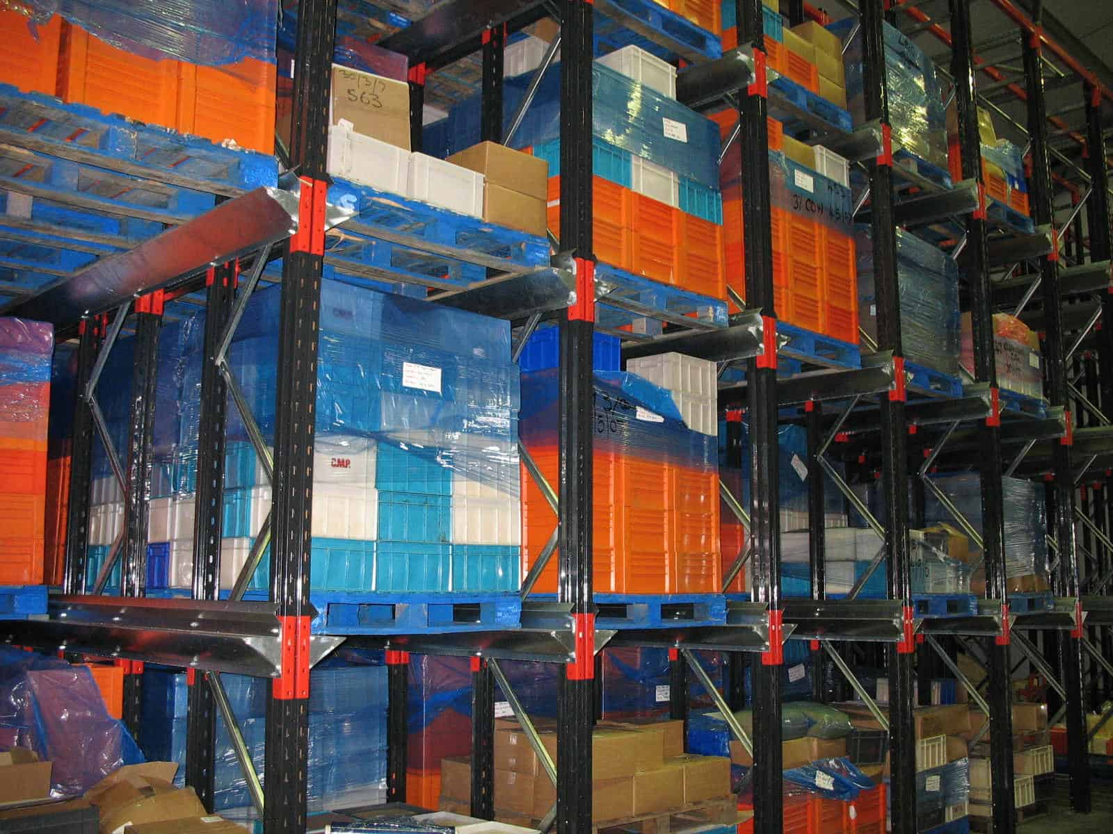 Distribution and Logistics Racking | Pallet Racking | Stakapal
