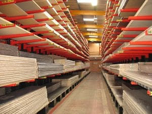 Racking Systems: Cantilever Racking Or Pallet Racking | Stakapal